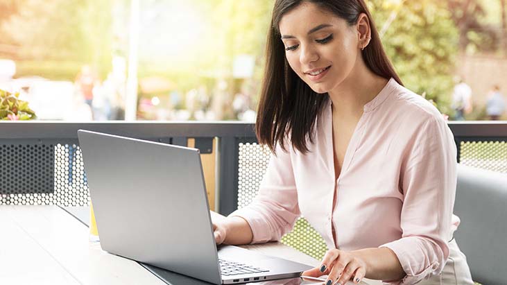 How to Send Follow-Up Text Messages to Clients - TextSanity